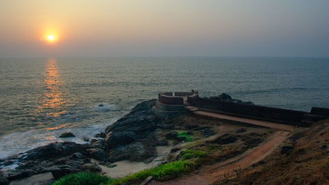 Bekal Fort: Uncover Stunning Views & History At Kerala's Grandest Citadel