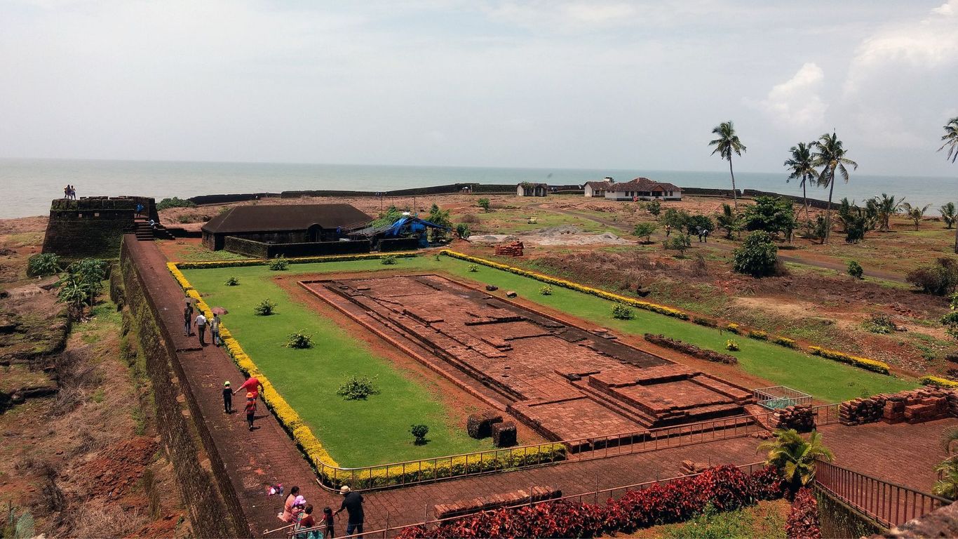 Bekal Fort: Uncover Stunning Views & History At Kerala's Grandest Citadel