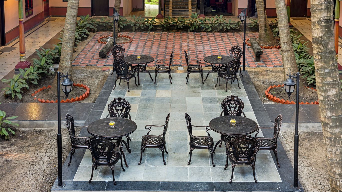 Sterling Palavelli Godavari: A Serene Oasis Of Understated Luxury