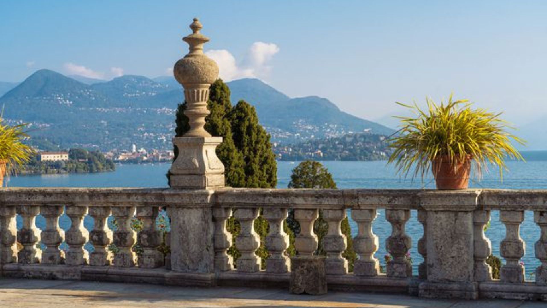 The Ultimate Guide To Italy's Lake Maggiore