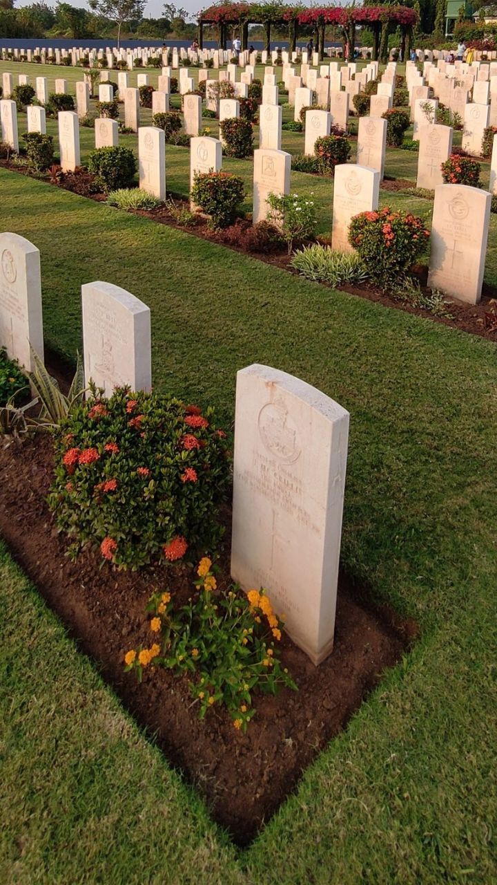 These Are The Largest Cemeteries In India