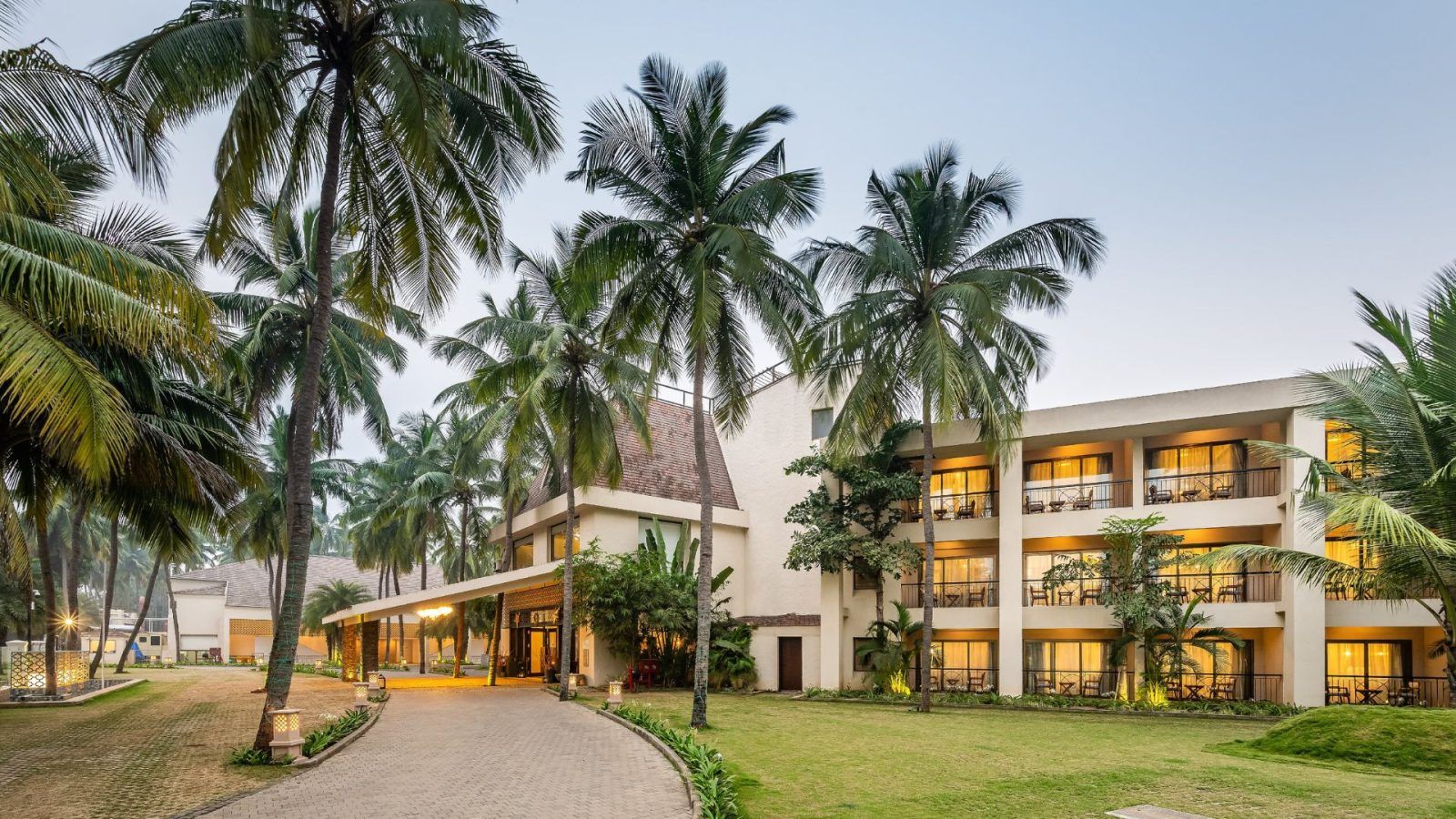 Daman Resorts To Book Today For The Perfect Coastal Retreat