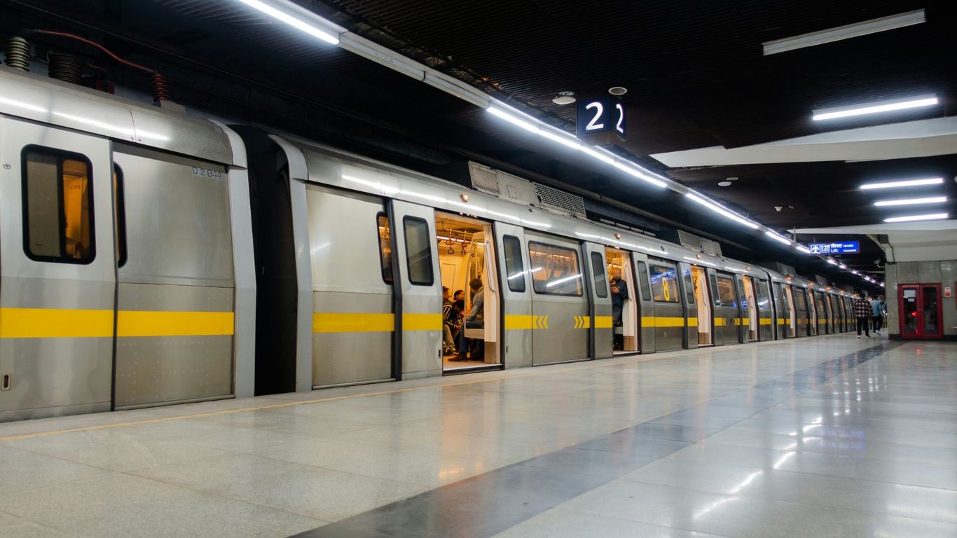 Delhi's 3-Coach Metro Corridor To Launch Soon: Stations And Attractions