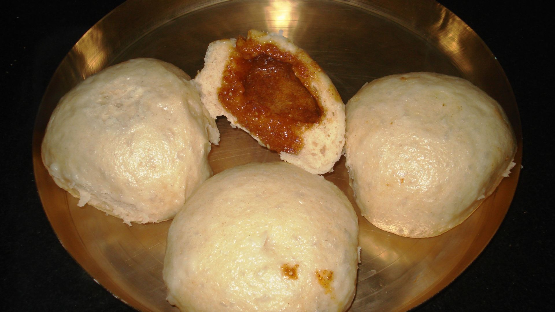 Famous Food In Himachal Pradesh You Must Try: Discover Local Flavours
