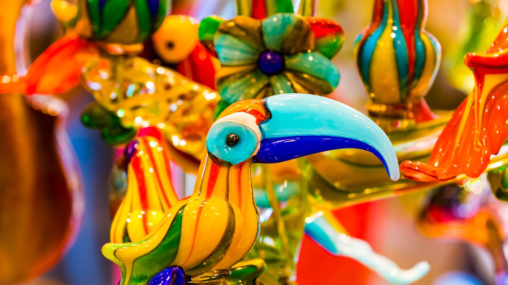 The Craft Shopping Guide: 20 Globally-Inspired Souvenirs That Tell A Story