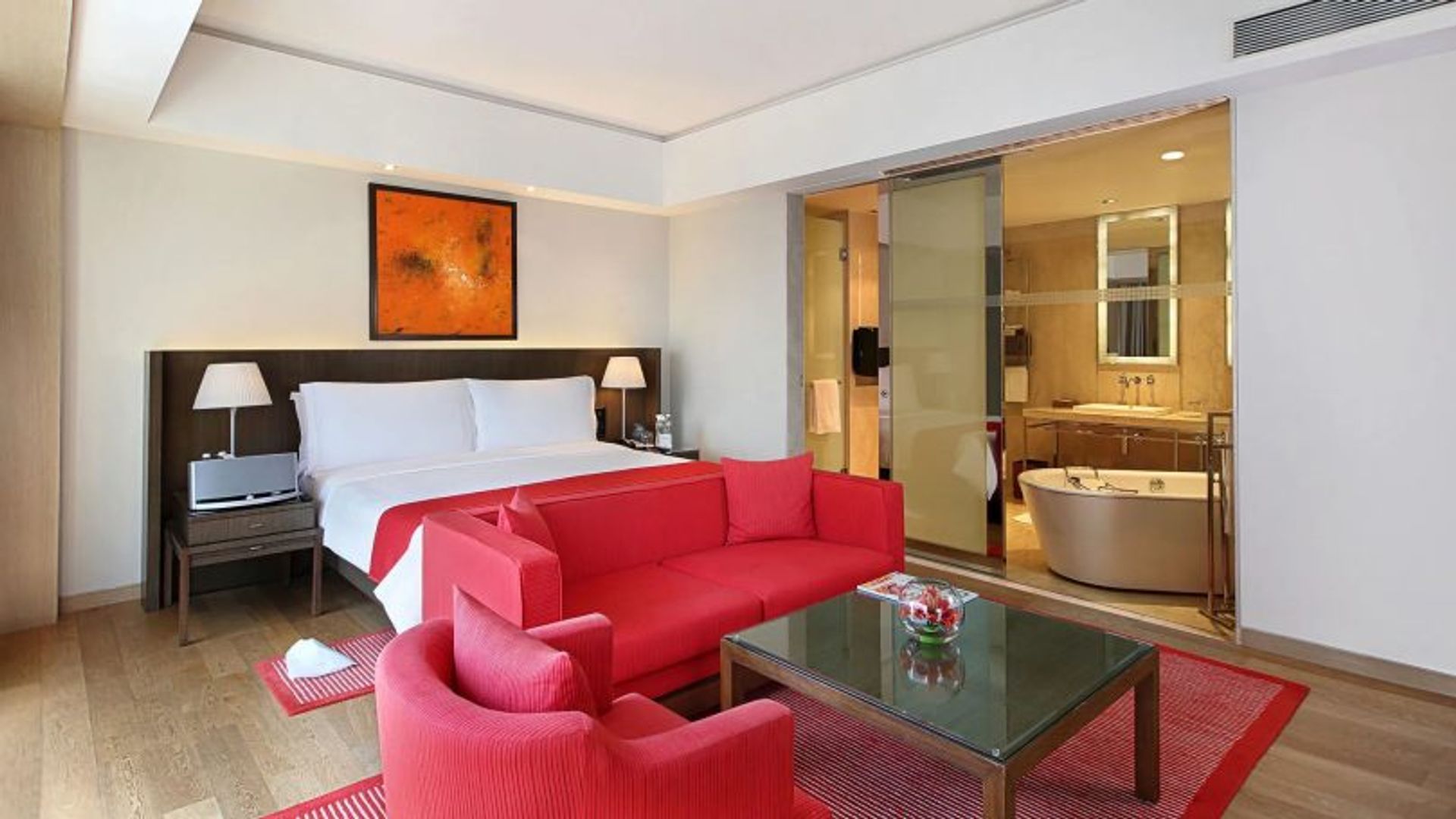 Hotels In Bandra Kurla Complex (BKC): Top 5 Picks For A Luxe Workation