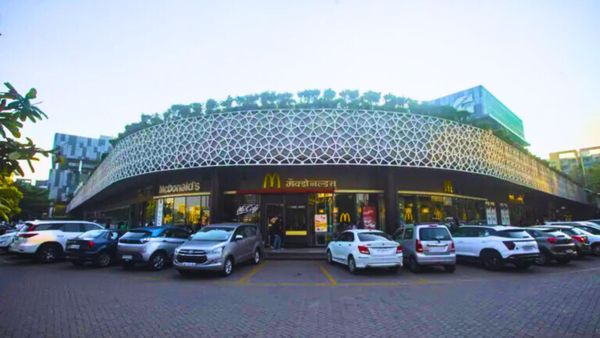 Balewadi High Street: Our Fave Restaurants In The Upbeat Pune District