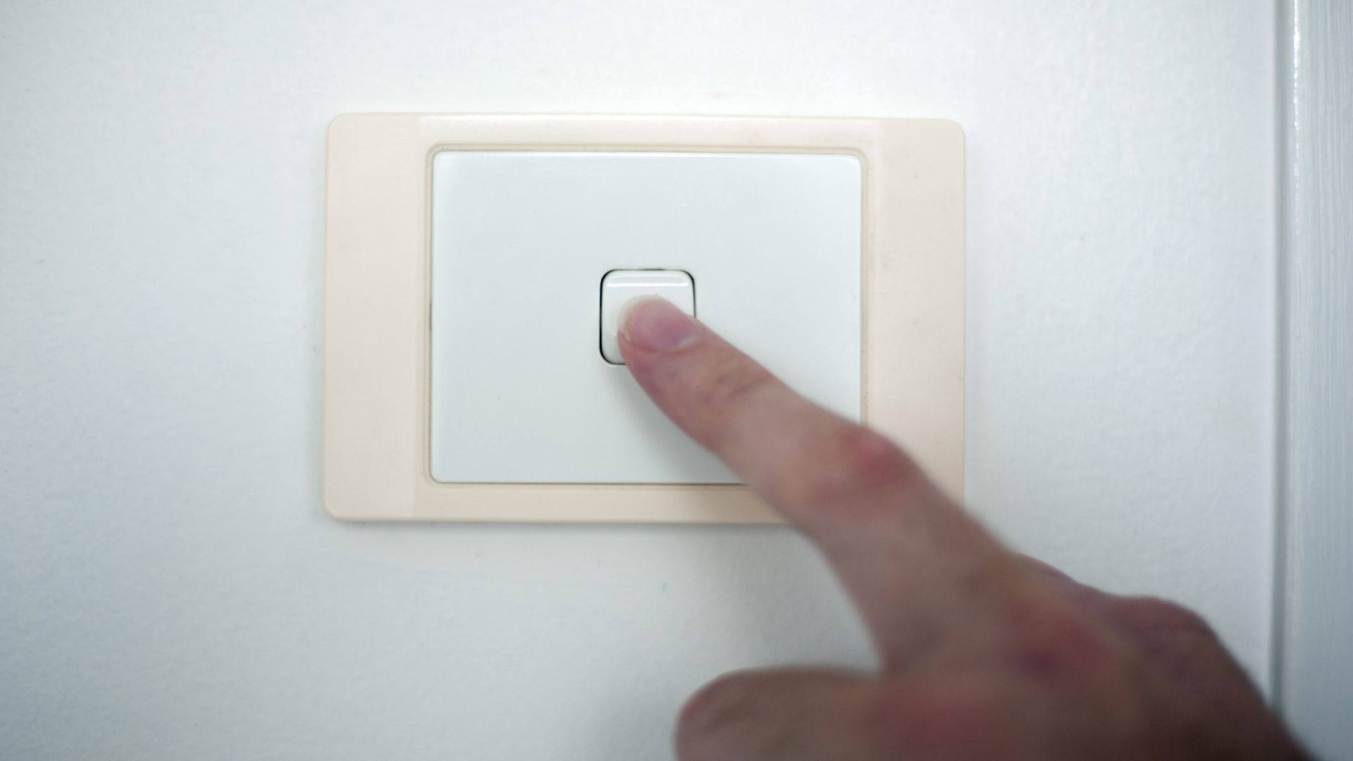 Earth Day 2025: How To Make Your Travels Eco-Friendly & Sustainable