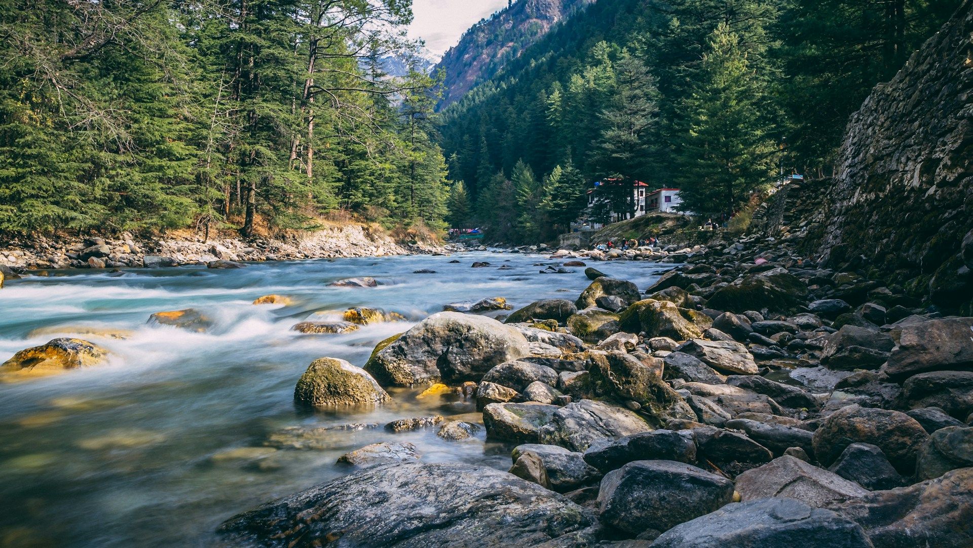 A Gentle Explorer’s Slow Travel Guide To Parvati Valley
