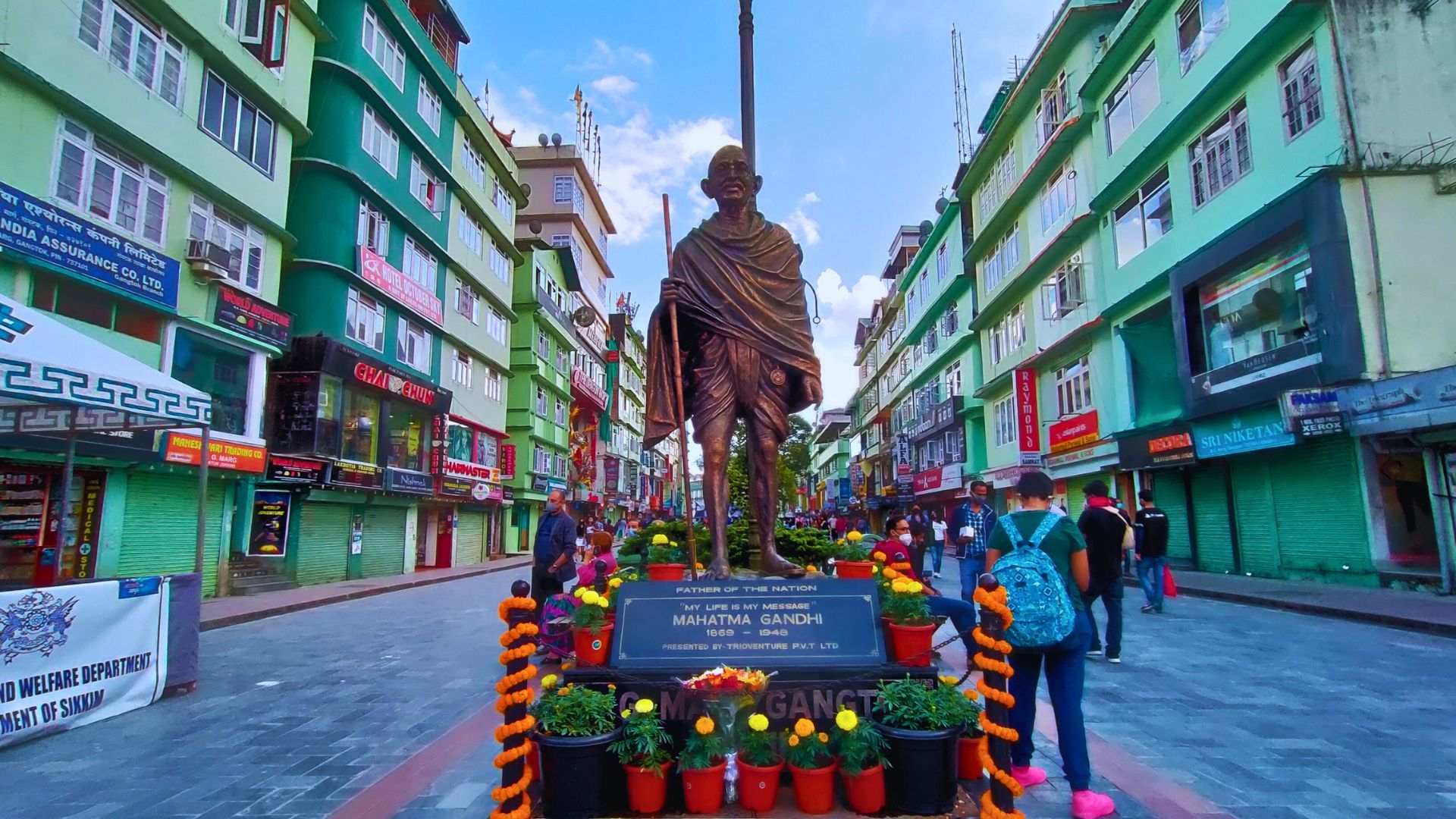 Tourist Places In Gangtok, Sikkim: Culture, Cuisine, Monasteries & Views