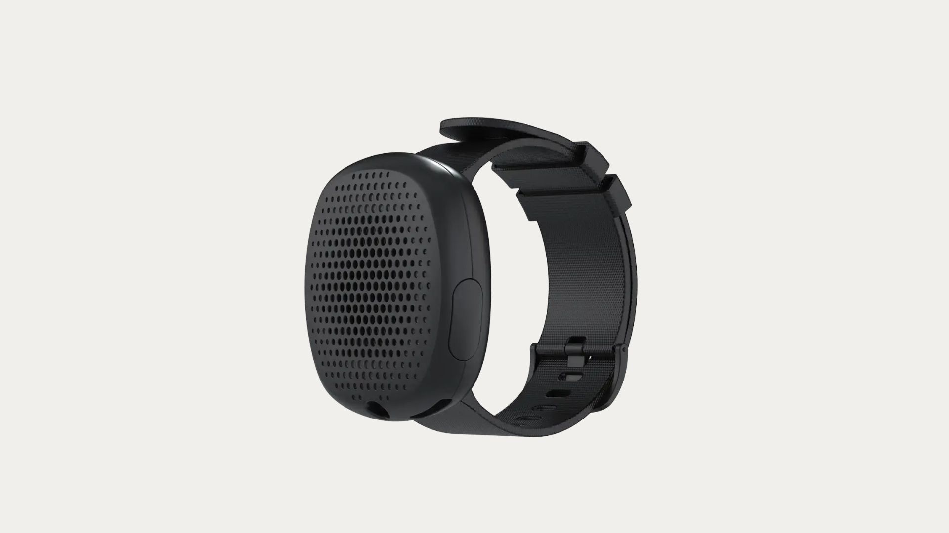 A Mid-Year Roundup Of The Travel Gadgets We Can’t Stop Using