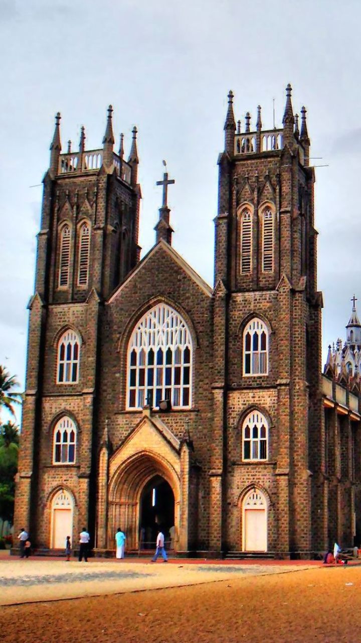 6 Must-Visit Churches In Kerala