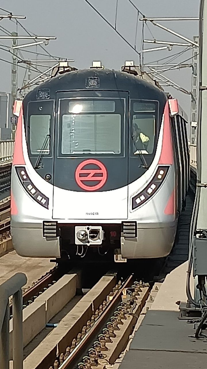 Top Shopping Places On The Delhi Metro Pink Line