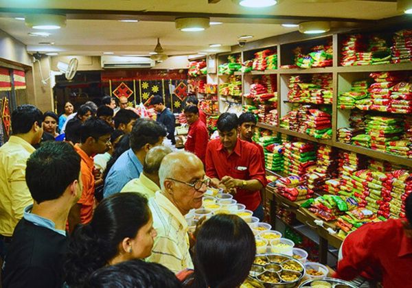 The Best Places To Eat In Indore (And It’s Not Just Sarafa Bazaar)