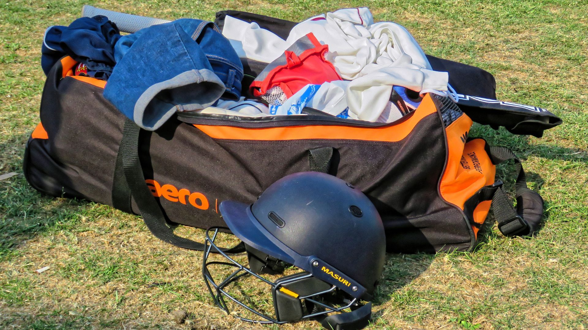 Cricket Bags For Every Player: Pick From Wheelies, Duffels And Tour Bags