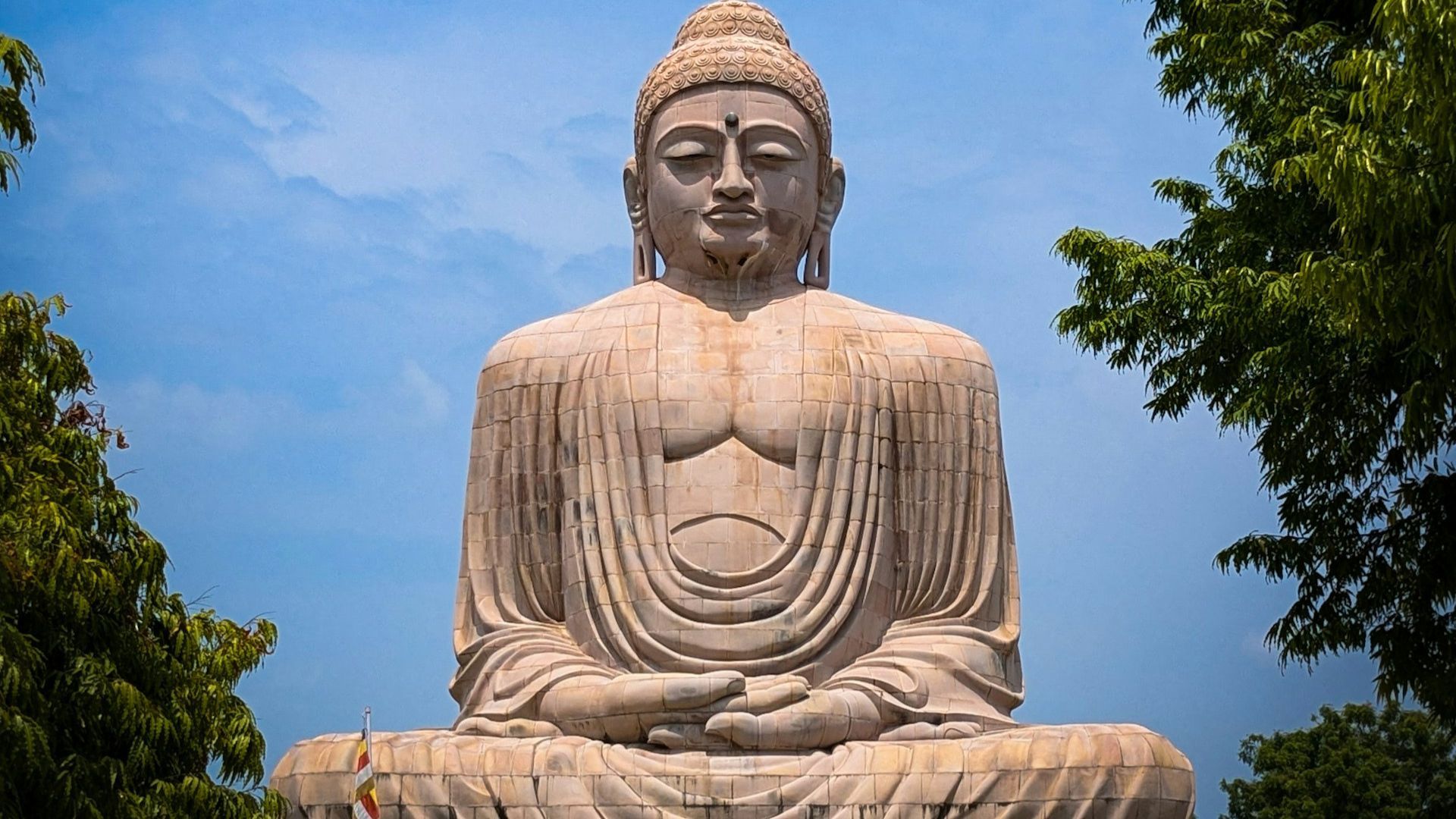 Bodh Gaya Travel Guide: Everything You Need To Know Before You Go