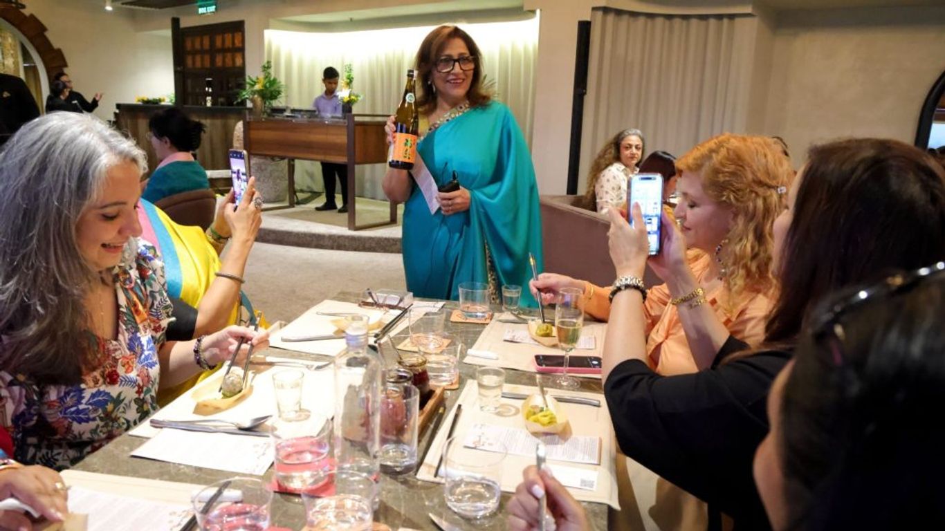 Delhi Raises A Glass To Sake At Le Meridien’s Newly Launched XO & Mì