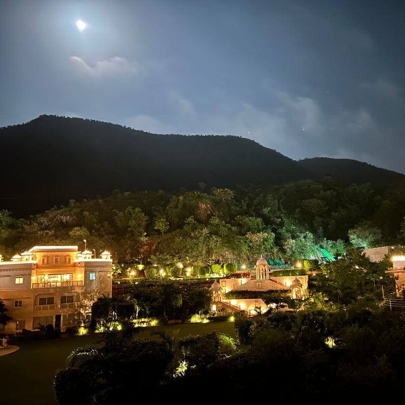 Bodh Gaya Travel Guide: Everything You Need To Know Before You Go