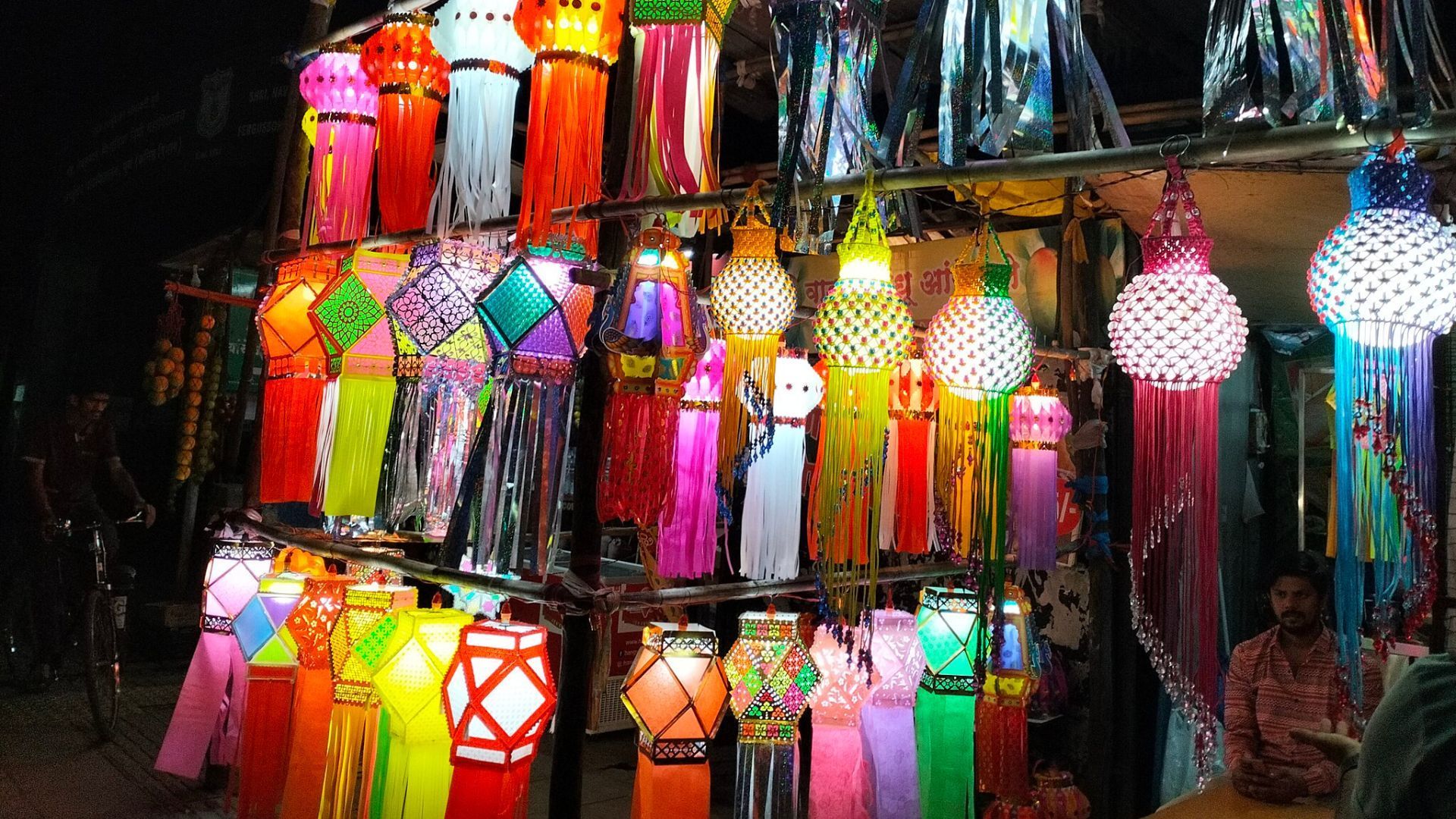 Diwali In Malaysia 2025: Where To Go For The Best Fairs & Festive Vibes