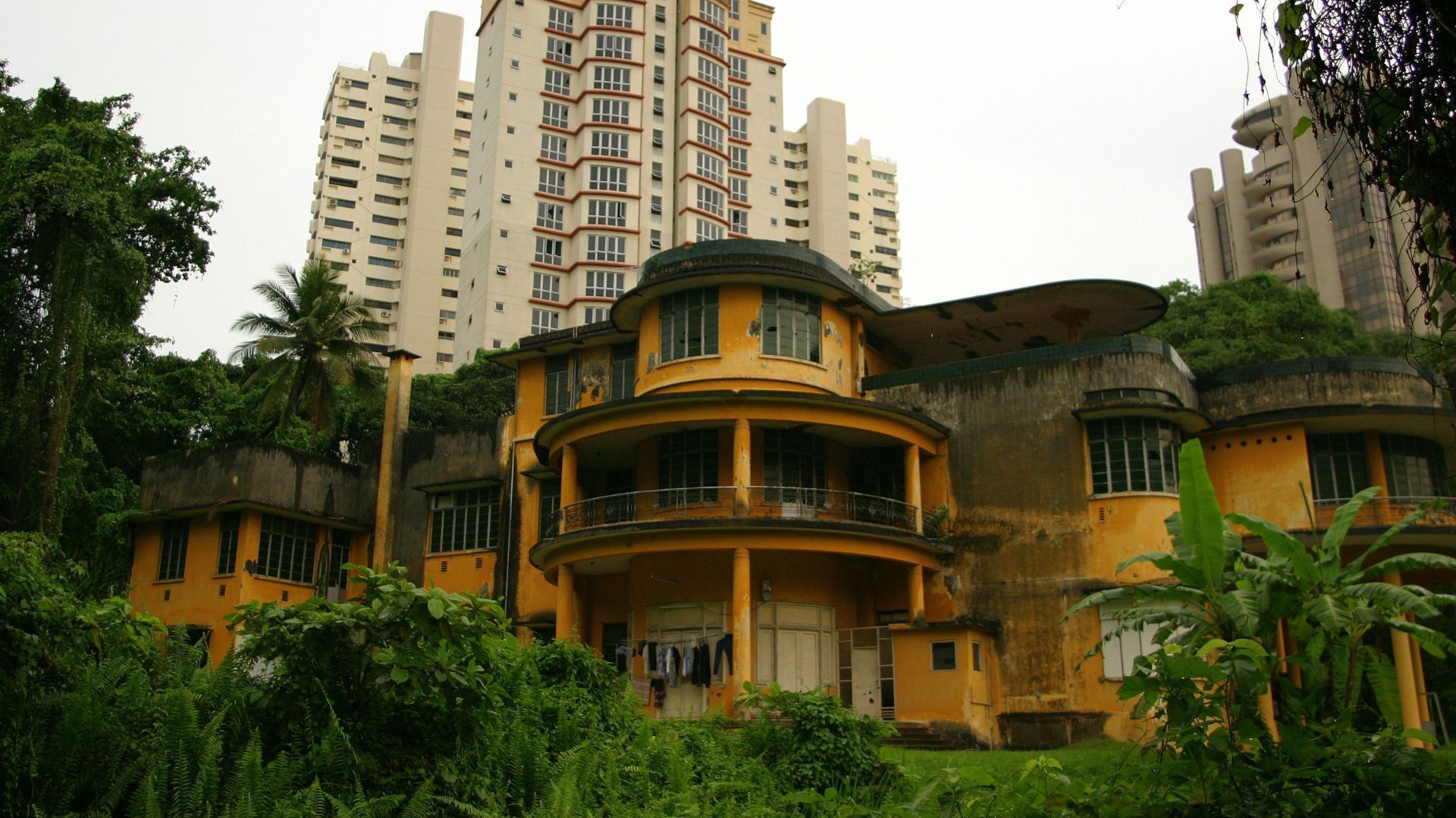 Singapore Buildings So Spooky They’ll Scare The Daylights Out Of You