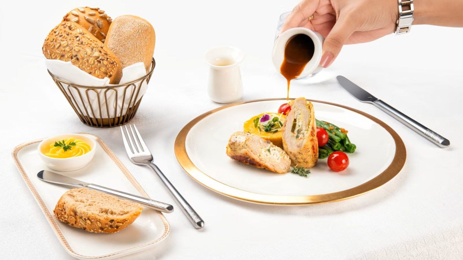 Air India Flight Menu Gets A Global Makeover: What Travellers Can Expect