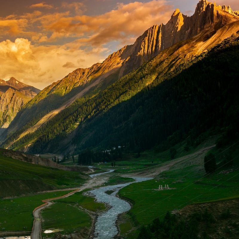 Sethan Valley: Manali's Milder Cousin Holds An Igloo Village