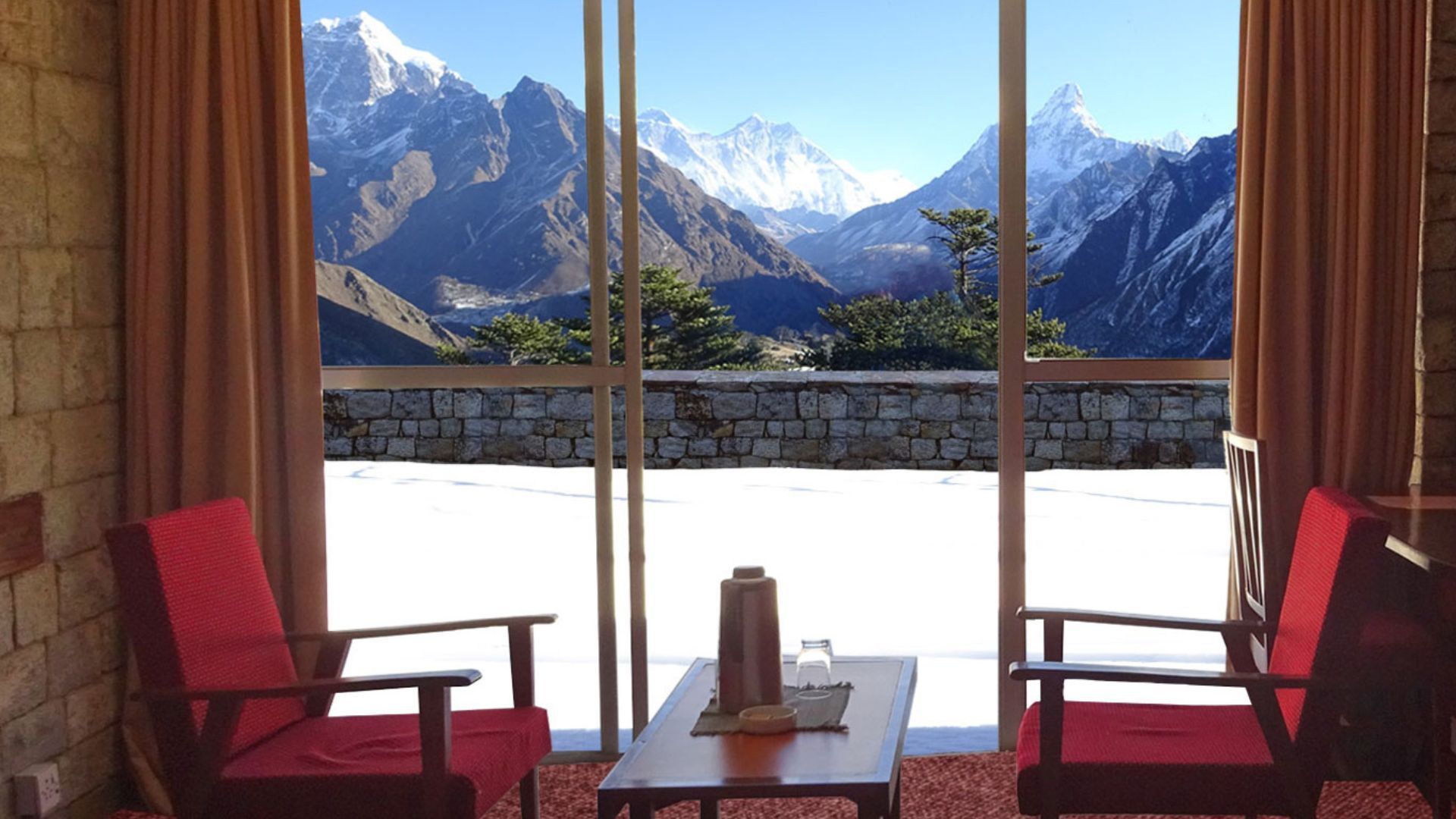 16 Hotels With Jaw-Dropping Mountain Views You’ll Want to Wake Up To