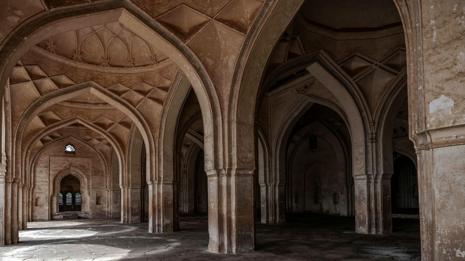 Bijapur Karnataka: From Gol Gumbaz’s Whispering Gallery To Old Forts