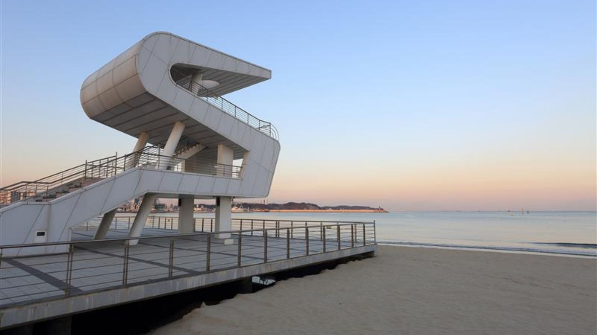 'Spring Fever' In Pohang: Where Korean Rom-com Magic Comes To Life