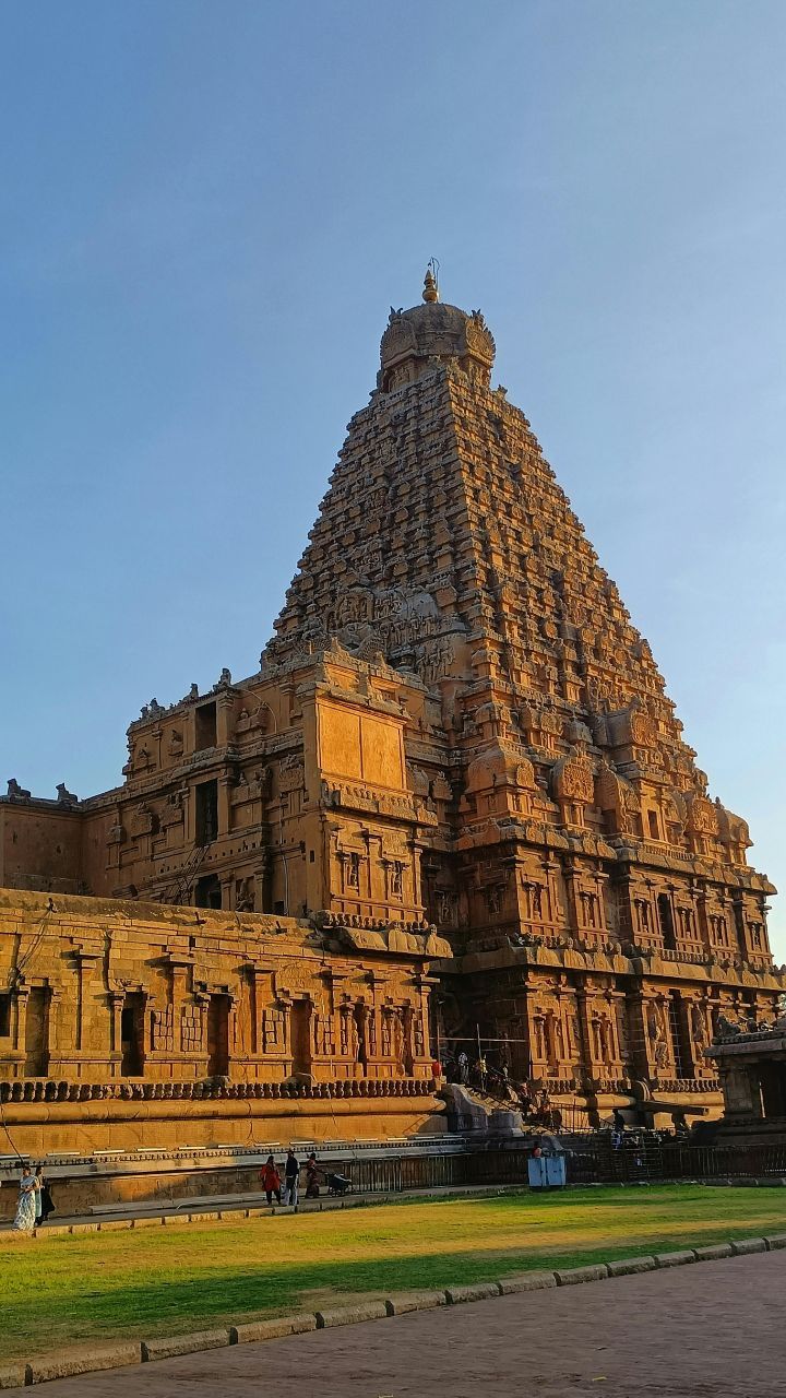 10 Of The Most Sacred And Famous Temples in India