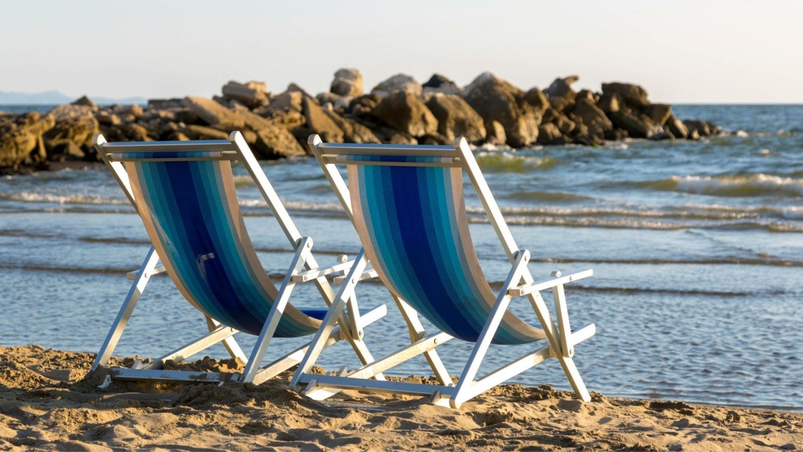 A Visual Journey Through The Many Moods Of Summer Around The World