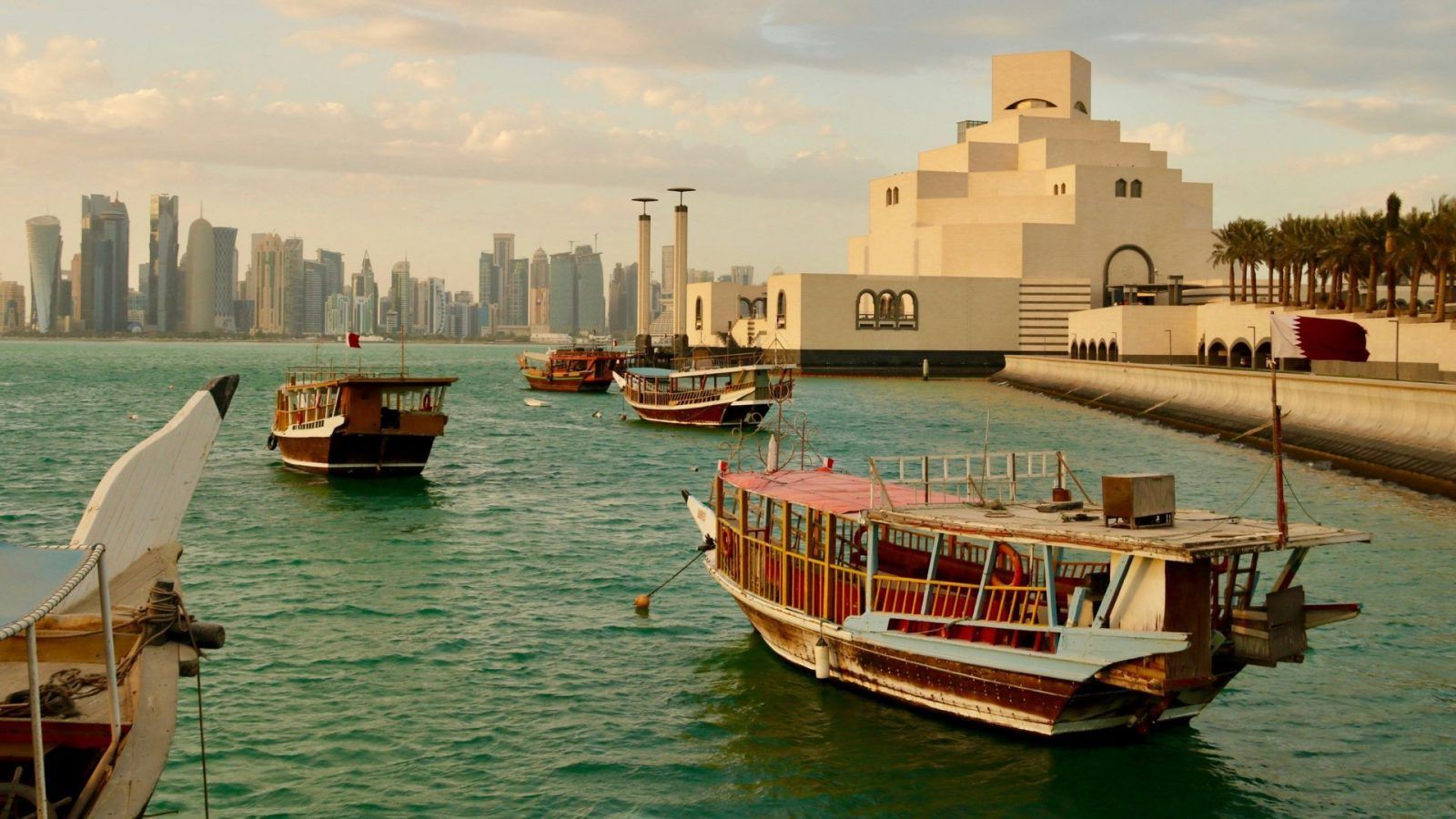 Qatar Announces 30-Day Extension On All Entry Visas: Key Details Inside