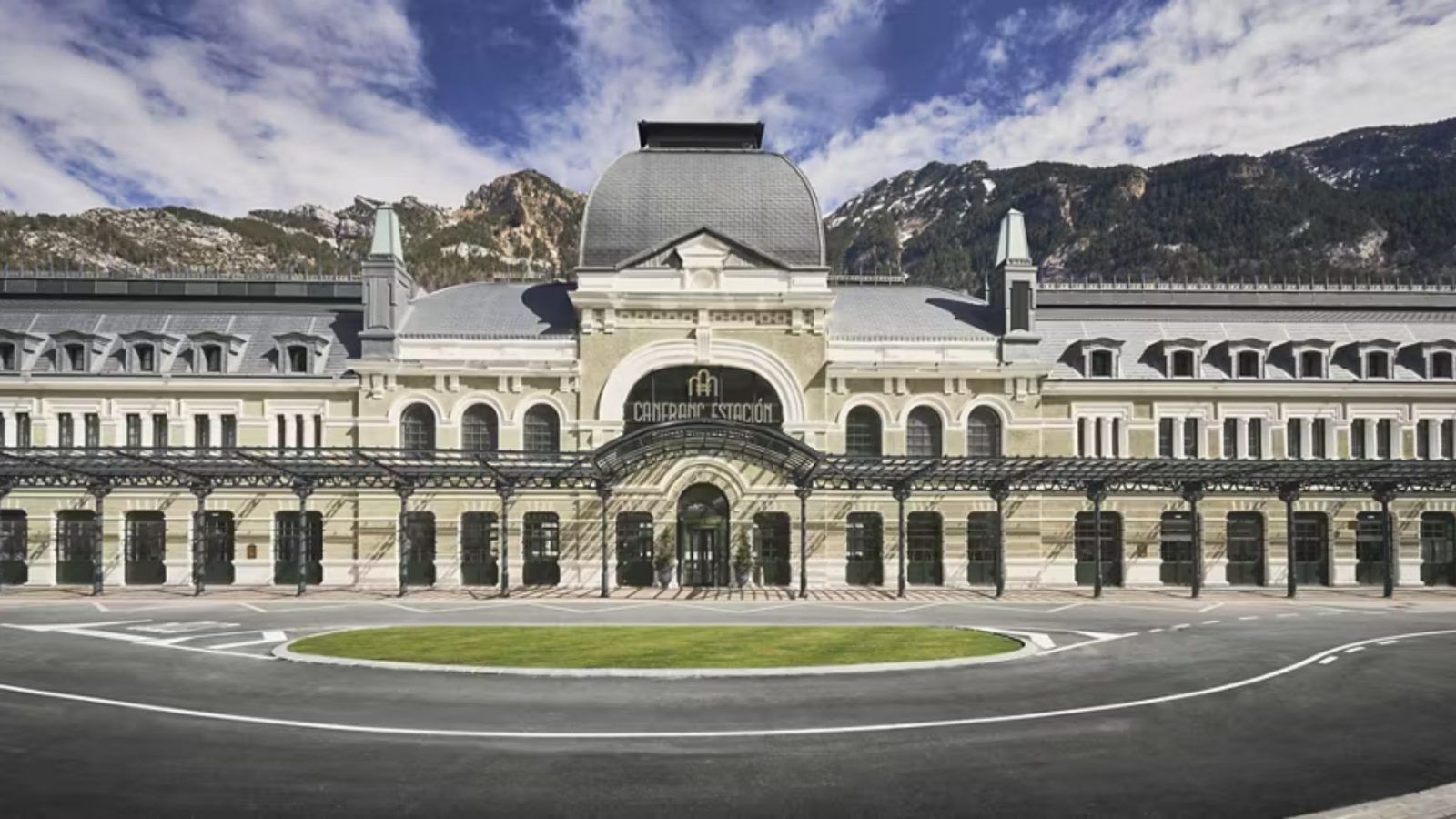 Train Stations Turned Into Hotels Across USA, Europe & Asia