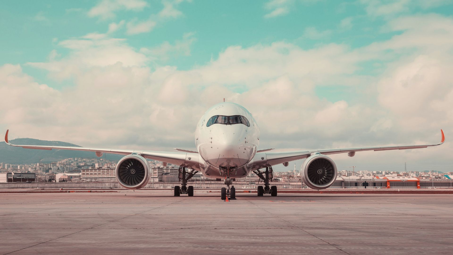 India Keeps Domestic Jet Fuel Prices Unchanged After Airline Plea