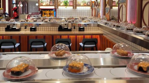 Sushiro Promises Sushi And Solitude: China's Emerging Solo Dining Trend