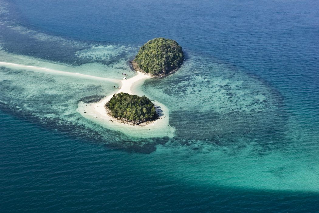 This Is What It’s Like to Float Above Paradise