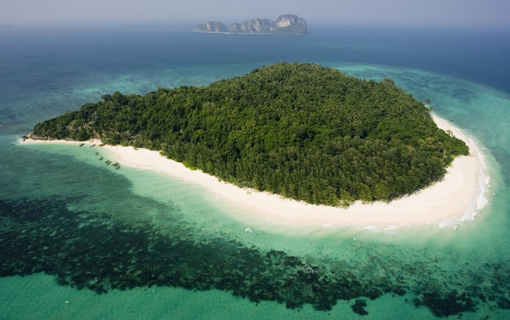 This Is What It’s Like to Float Above Paradise