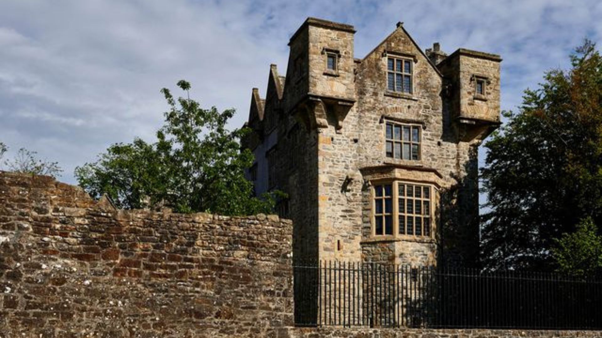 Beautiful Castles In Ireland To Inspire Your Next Trip To The Emerald Isle