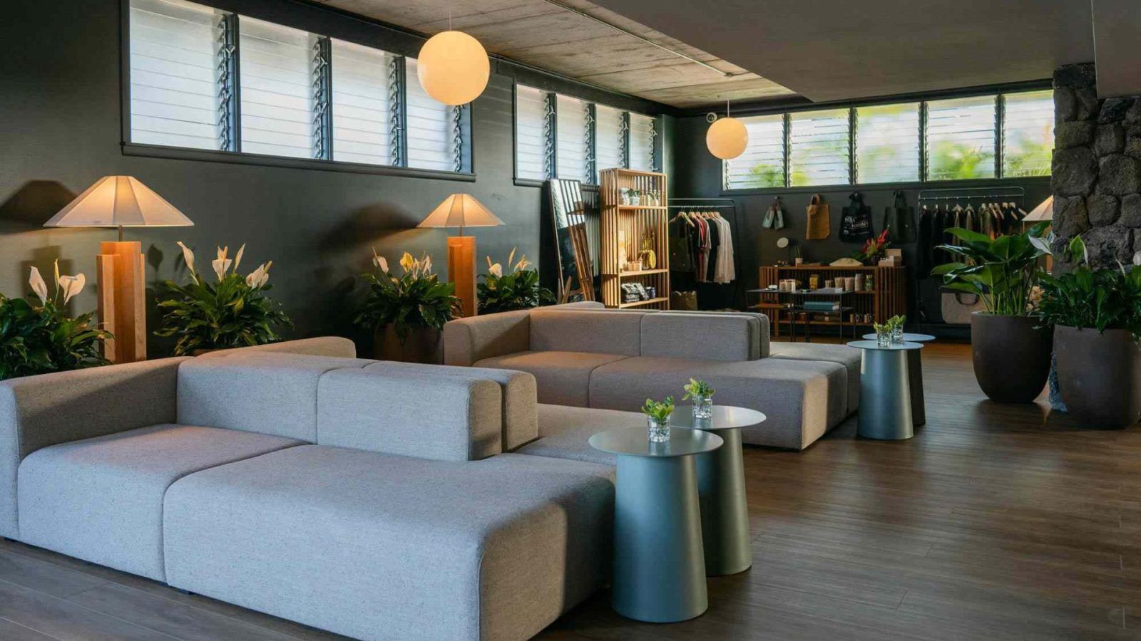 Hawaii's Newest Boutique Hotel On The Big Island Has Chic Rooms