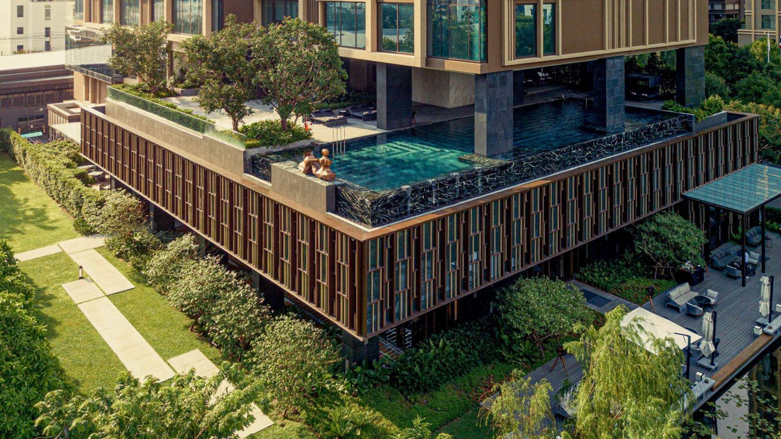 Here's Why Kimpton Maa-Lai Bangkok Is the Top-Ranked Hotel in Bangkok