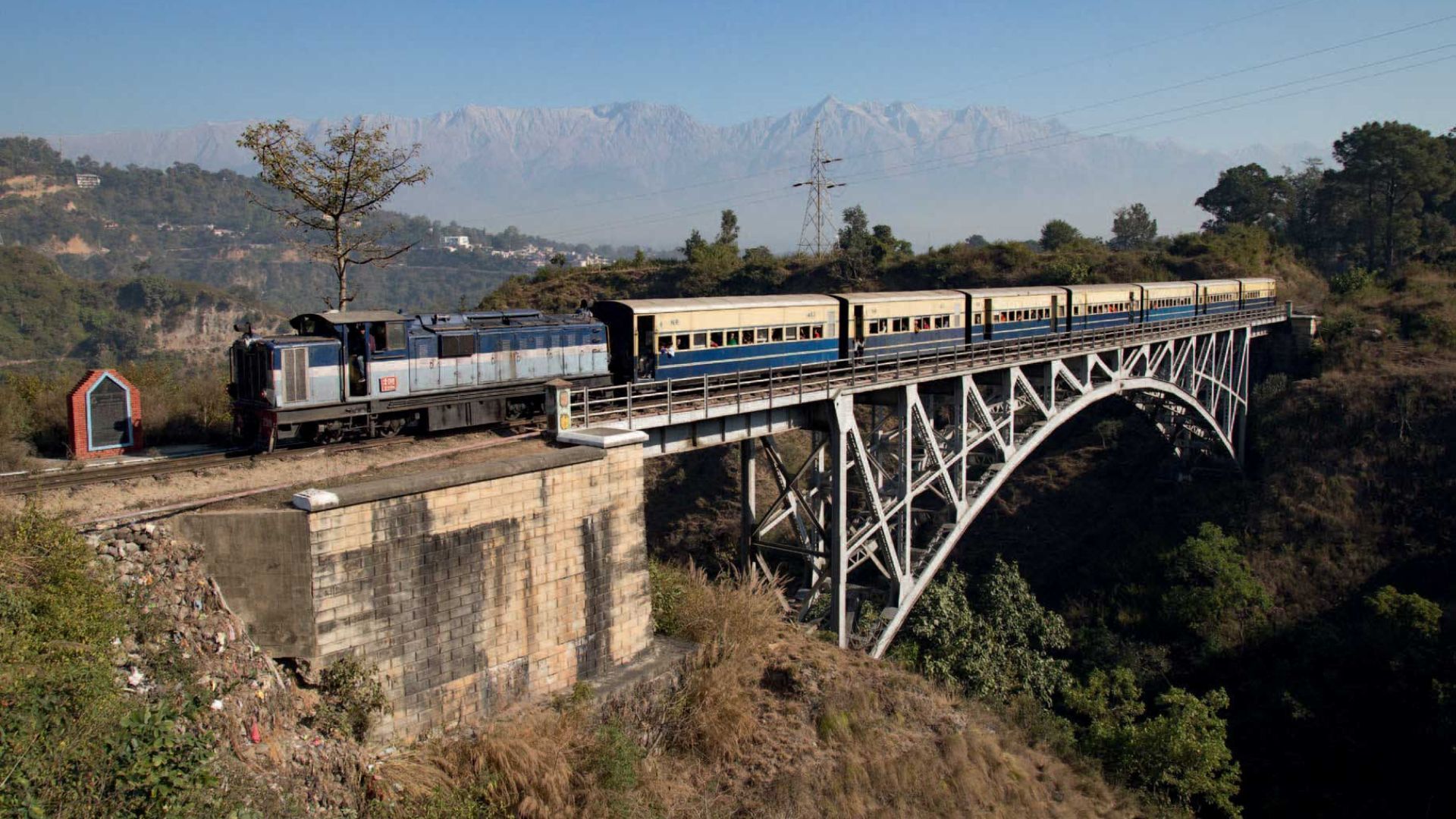 Best Train Journeys In India To Witness The Beauty Of The Himalayas