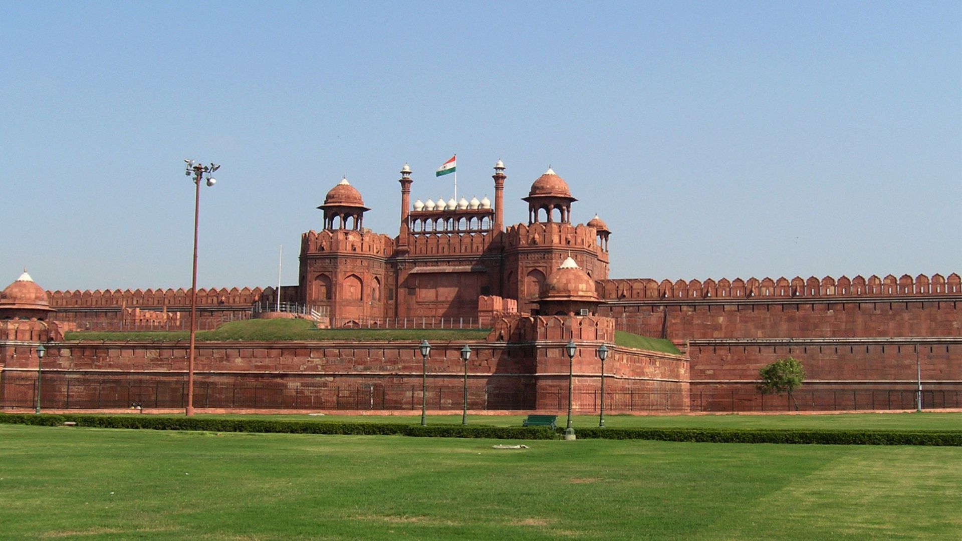 Discover India's Biggest Forts: Historical Marvels Worth Visiting