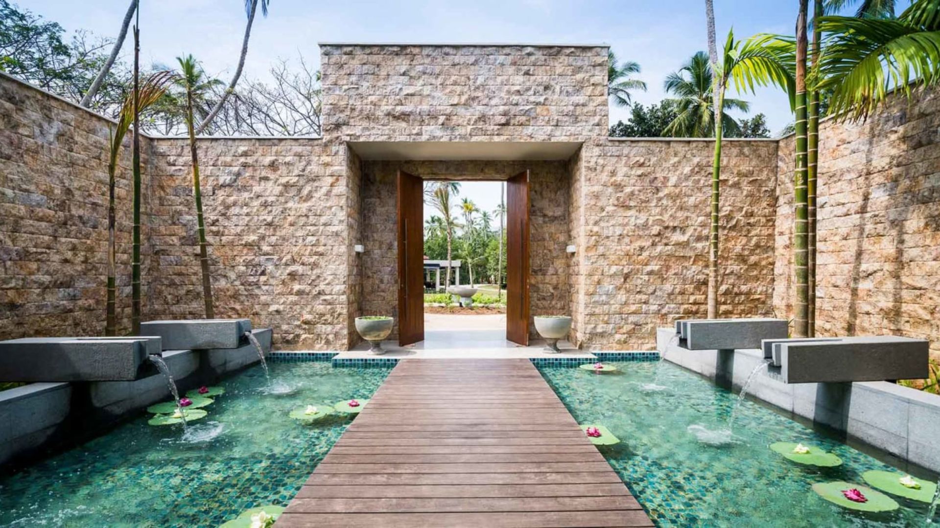Ayurvedic Retreats In Sri Lanka: Best Luxury Wellness Experiences 2024