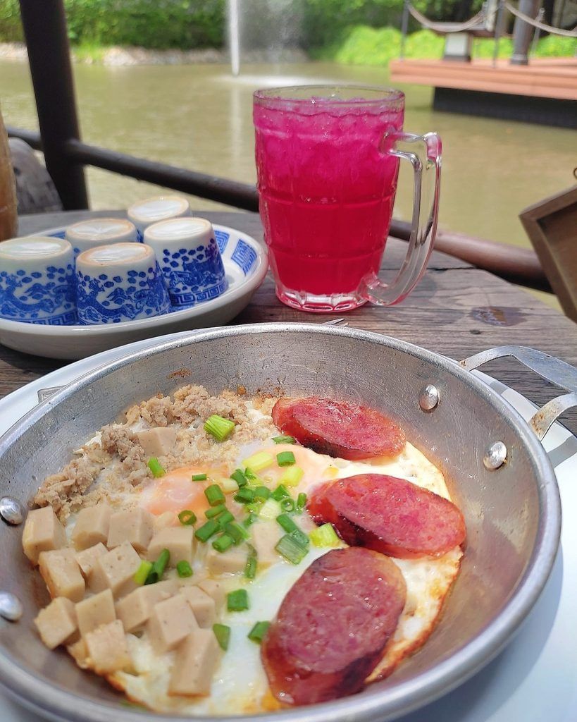 Where To Find The Best Traditional Thai Breakfast In Bangkok