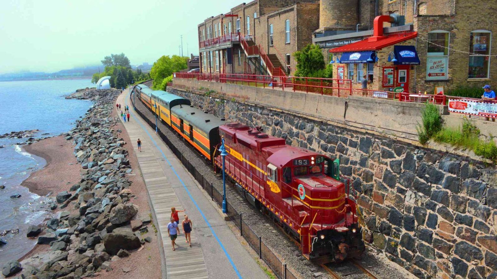 Duluth Zephyr Train Runs Along Lake Superior's Shores