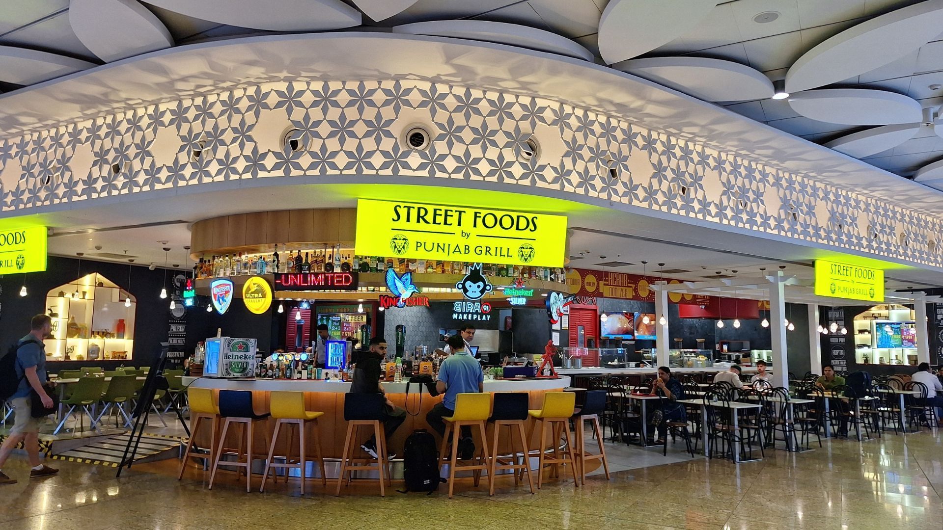 Shopping At Mumbai Airport: The Best Stores, Outlets, & Duty Free Shops ...