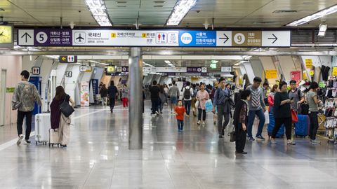 Seoul's New Short-Term Transit Pass Unlocks Unlimited Travel For Tourists