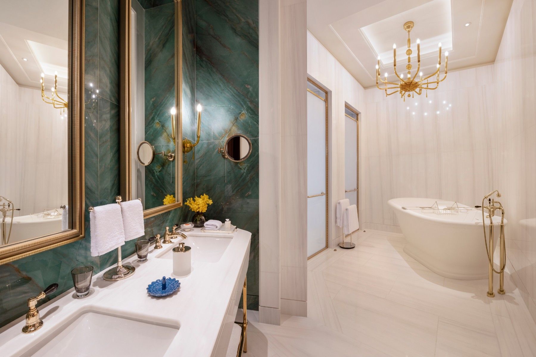 Make a Glamourous Raffles Hotel Singapore Suite Home on Your Next Trip ...