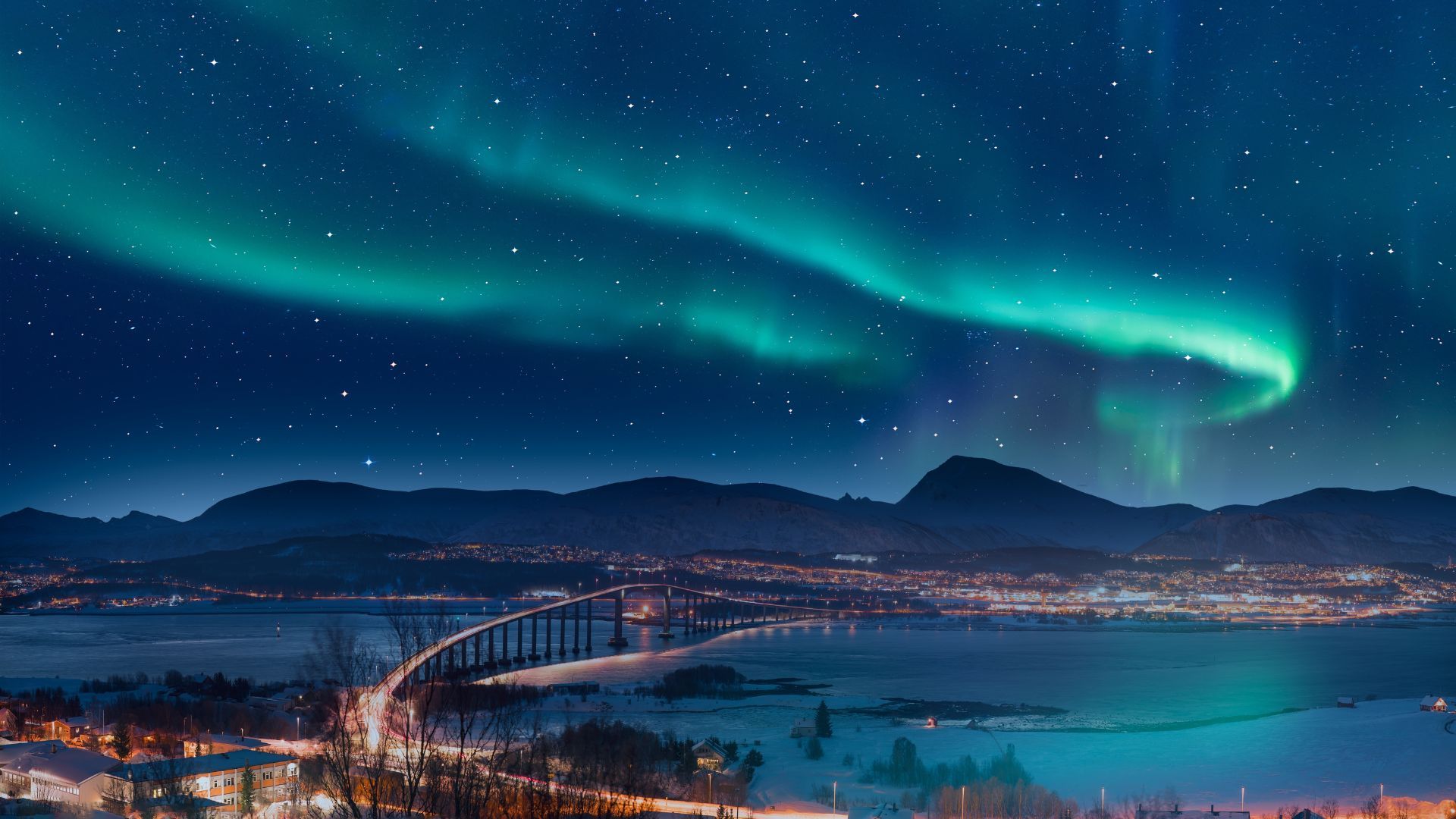 Auroras In June: Another Chance To Witness The Vibrant Northern Lights