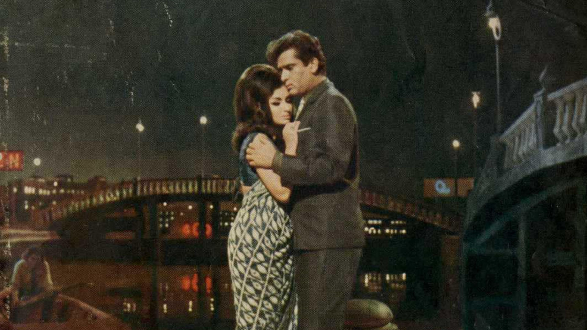 Iconic Bollywood And Hollywood Movies Shot In Paris
